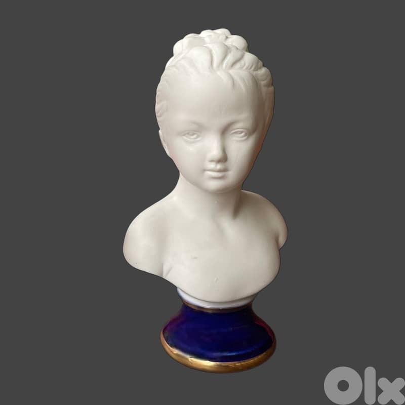 Small Porcelain Bust - price 250$ - Other Home Furniture & Decor ...