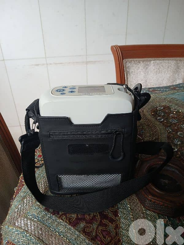 Portable Oxygen Concentrater - Medical & Wellbeing Equipment - 116605660