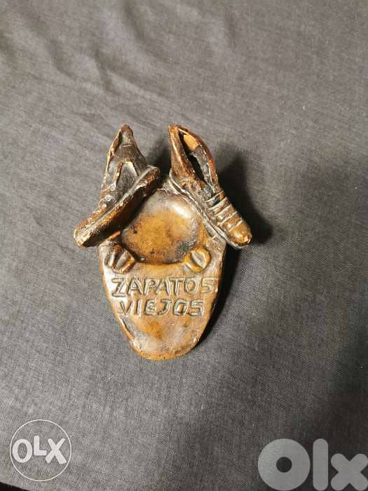 Zapatos viejos (old Shoes) wooden sculpture - Antiques & Collectibles ...